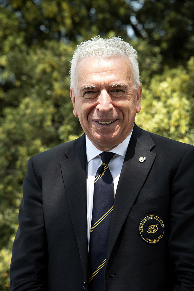 Sandro Camilli è il nuovo Presidente Nazionale dell’AIS - AIS Piemonte